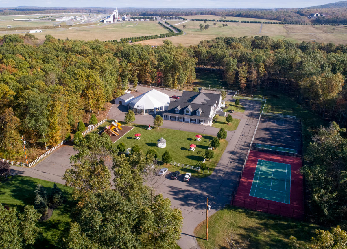 Book Your Race Weekend Stay - Pocono Raceway - The Tricky Triangle